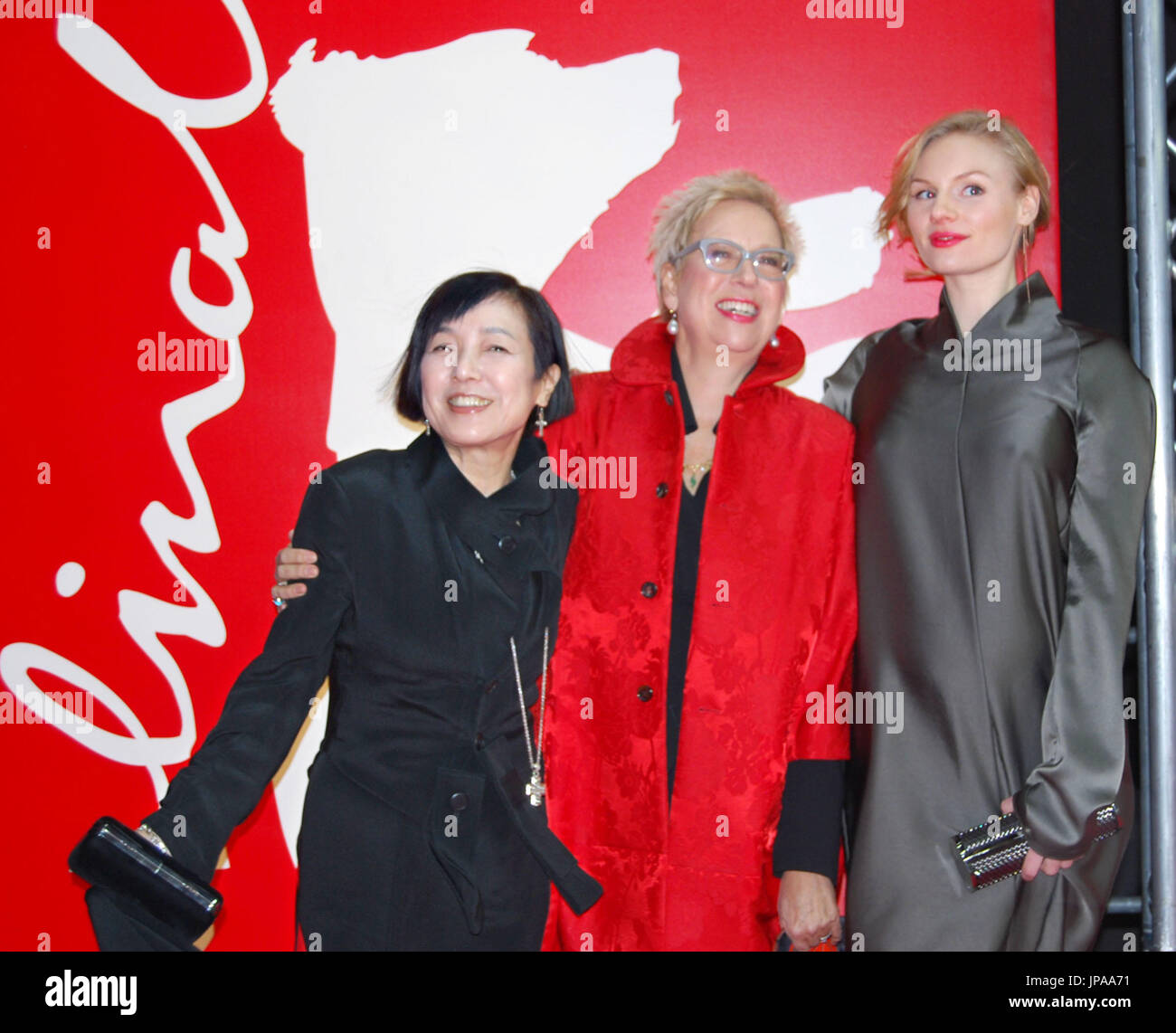 (From L) Japanese actress Kaori Momoi, Germany film director Doris ...