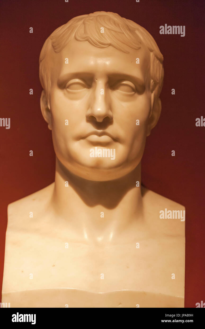 Bust of napoleon i by chaudet hi-res stock photography and images - Alamy