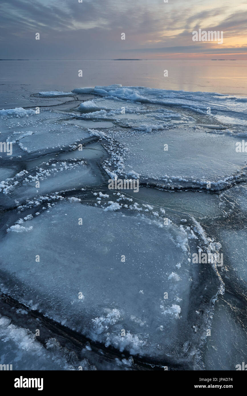 Lake vänern sweden ice hi-res stock photography and images - Alamy