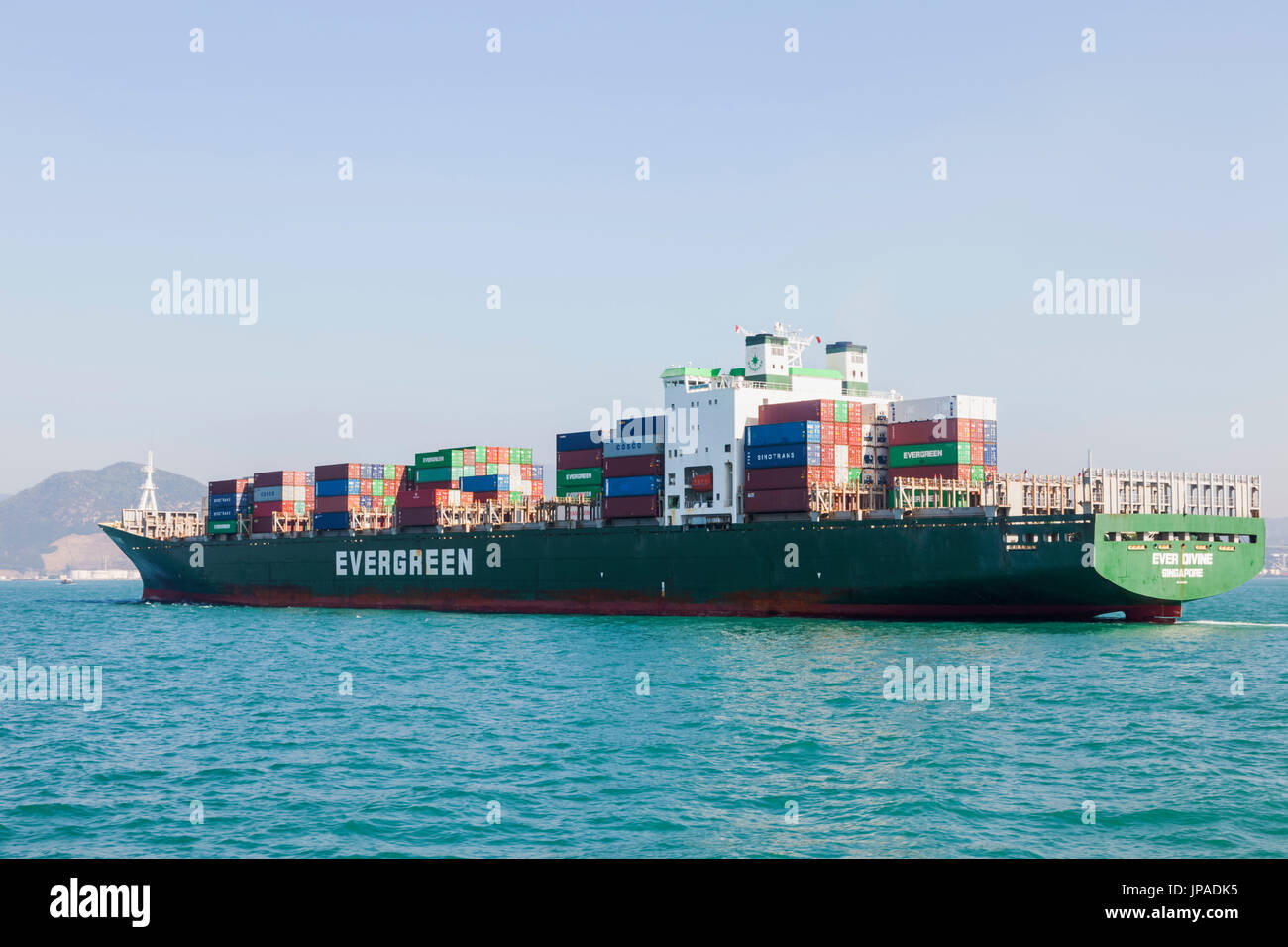 Container ship china hi-res stock photography and images - Alamy