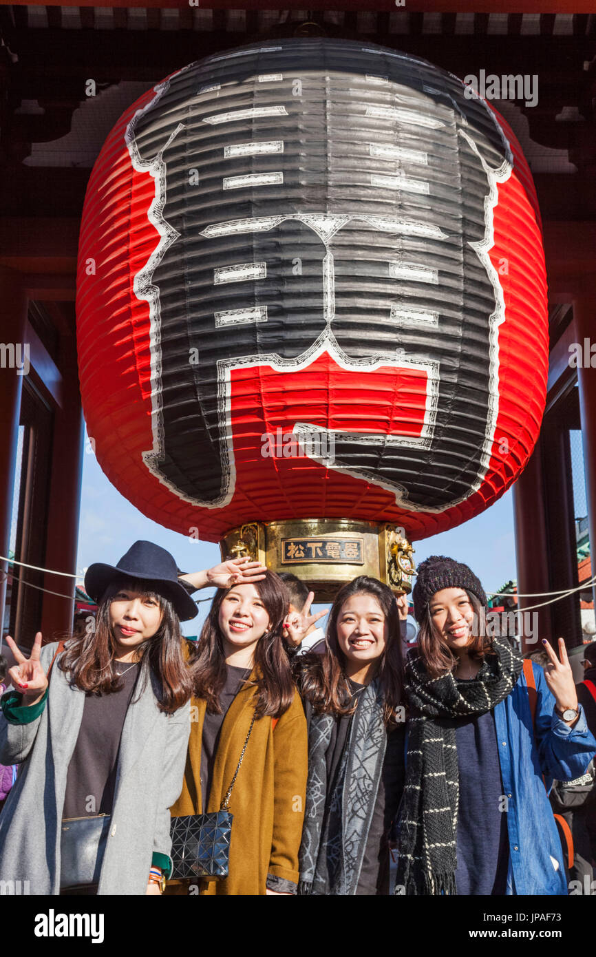 Japan, Honshu, Tokyo, Asakusa, Sensoji Temple aka Asakusa Kannon Temple ...