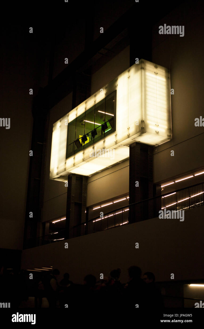 Tate modern museum exhibition hi-res stock photography and images - Alamy