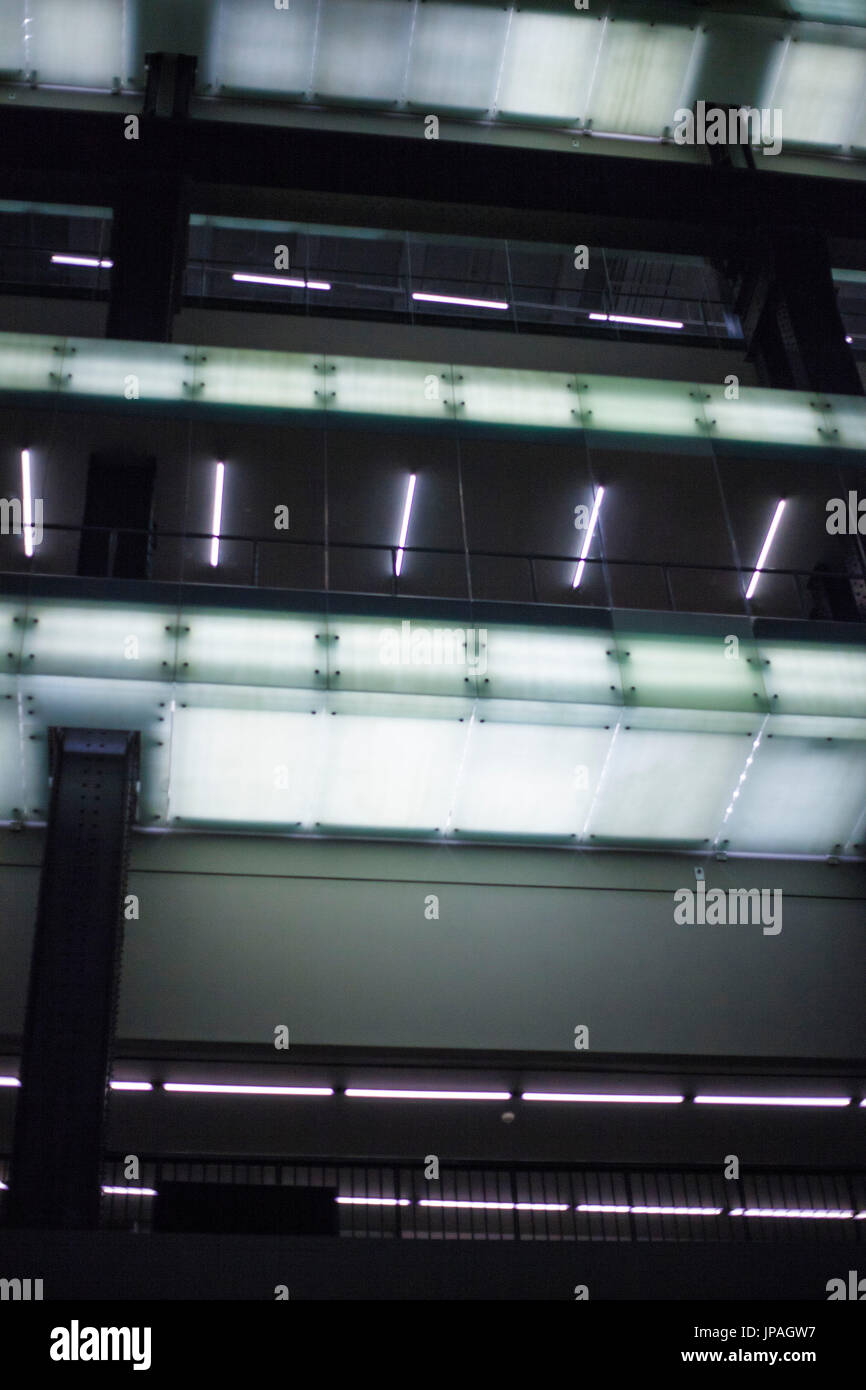 Tate modern museum exhibition hi-res stock photography and images - Alamy
