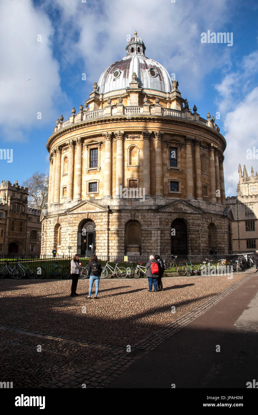 Radcliffe camera rotunda oxford university hi-res stock photography and ...