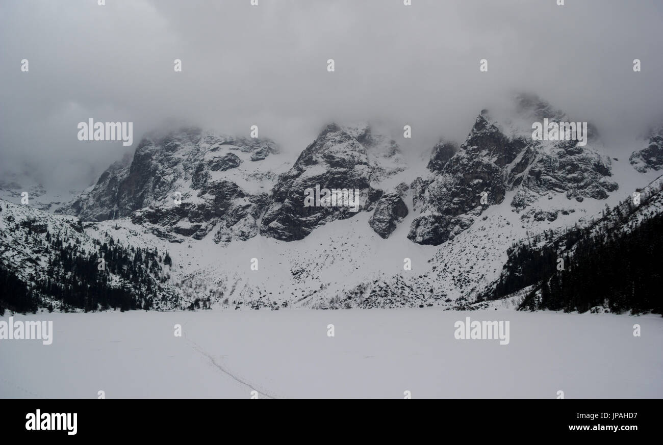 Morskie Oko mountain lake in winter, Tatra Mountains Stock Photo - Alamy