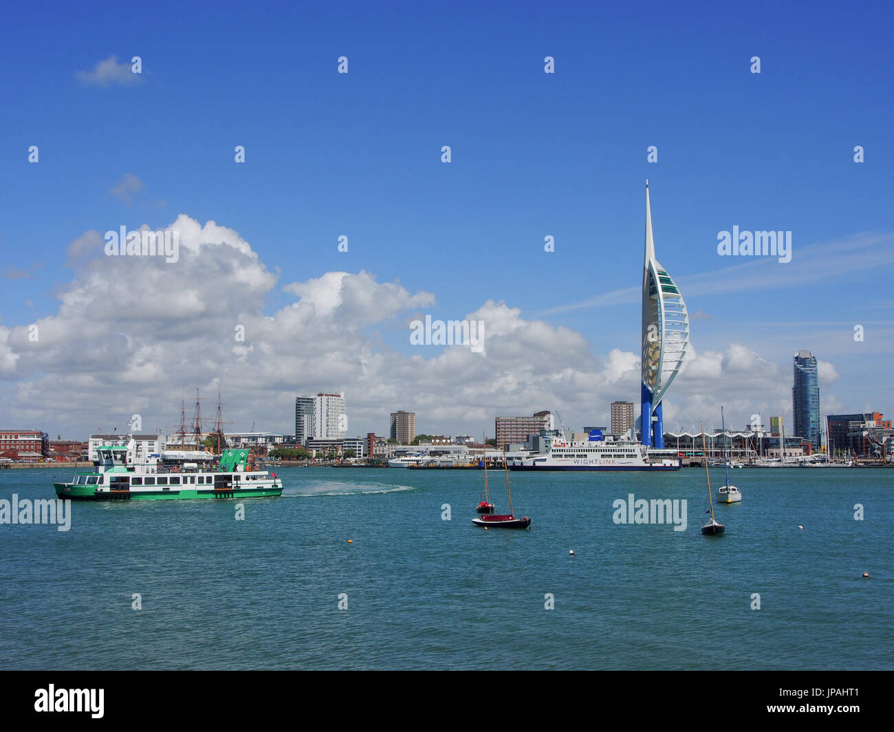 Harbour quays hi-res stock photography and images - Alamy