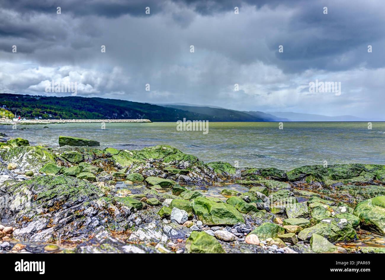 Riverfront railway hi-res stock photography and images - Alamy