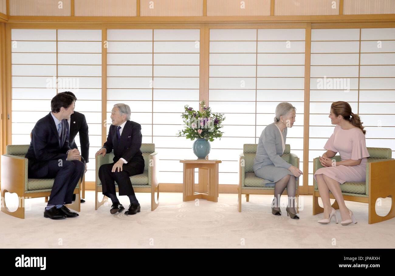 Japanese Emperor Akihito and Empress Michiko meet with Canadian Prime ...
