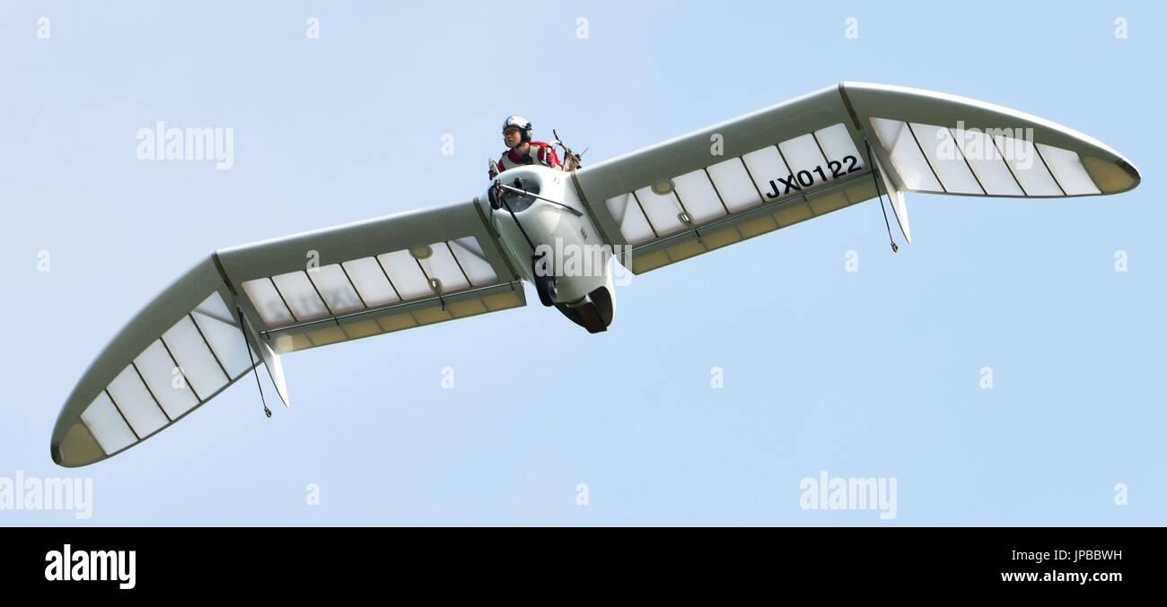 The jet-powered glider M-02J modeled after "Mehve," a flying machine ...