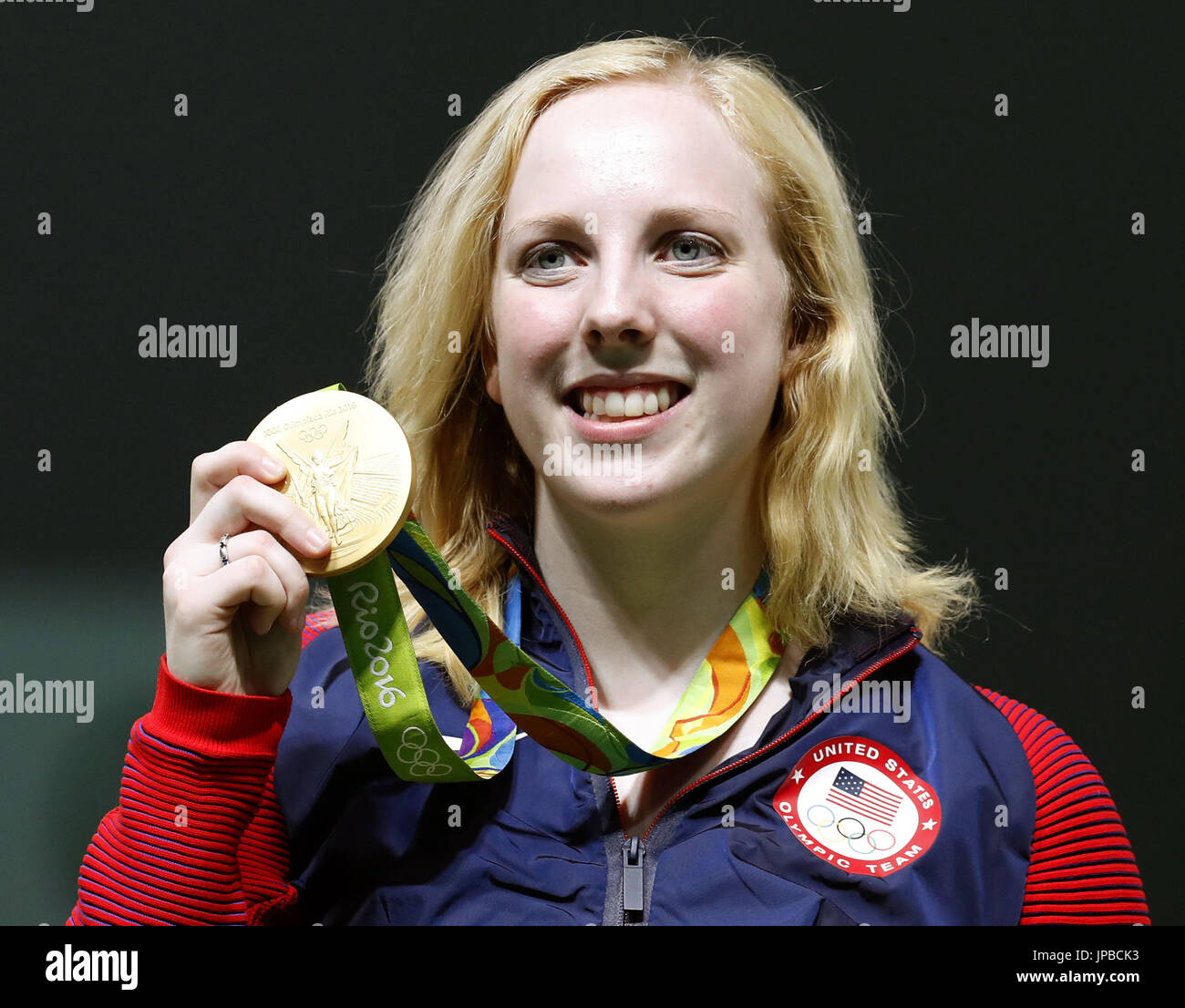 Nineteen-year-old American Virginia Thrasher shows her gold medal after ...