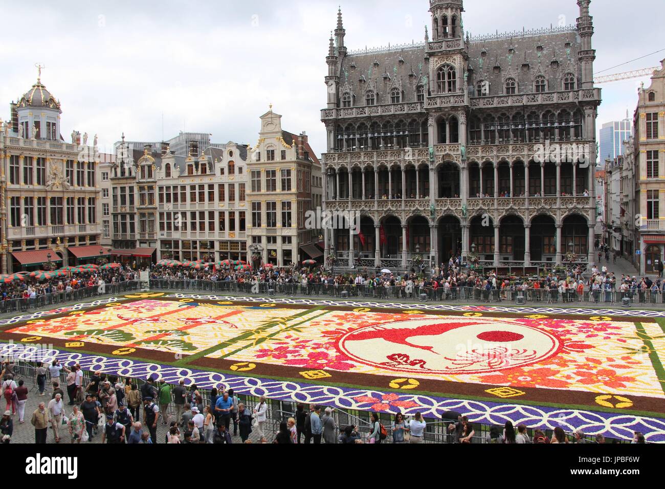 Photo shows Brussels' famous Flower Carpet, a biennial display of ...