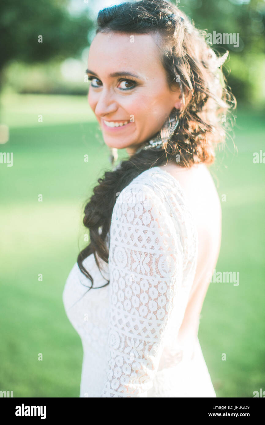 Indian Bride Profile High Resolution Stock Photography and Images - Alamy