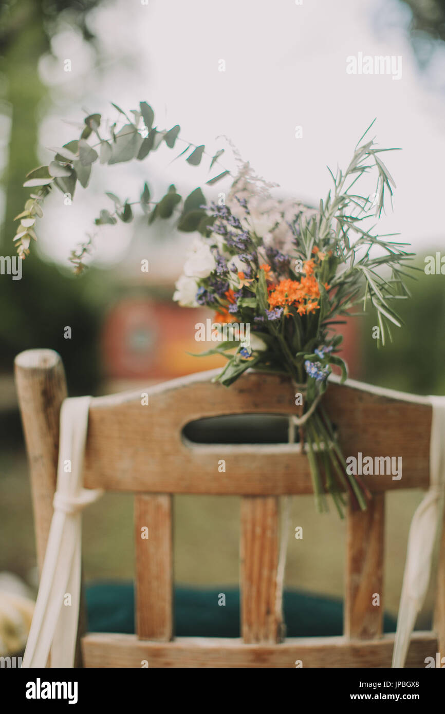 Chair flowers hi-res stock photography and images - Alamy