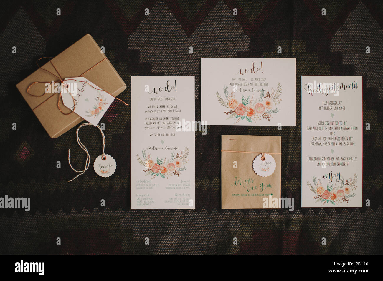 Alternative wedding invitations hi-res stock photography and images - Alamy