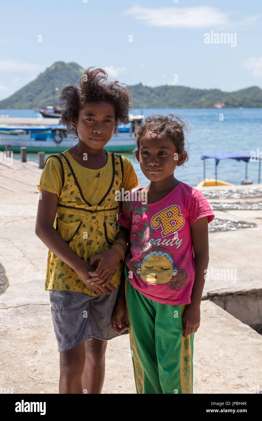 Children in the town of Kampung Rinca, Indonesia, Komodo, UNESCO, world ...