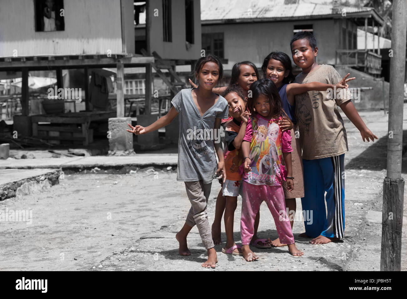 Group of children in the town of kampung rinca hi-res stock photography ...