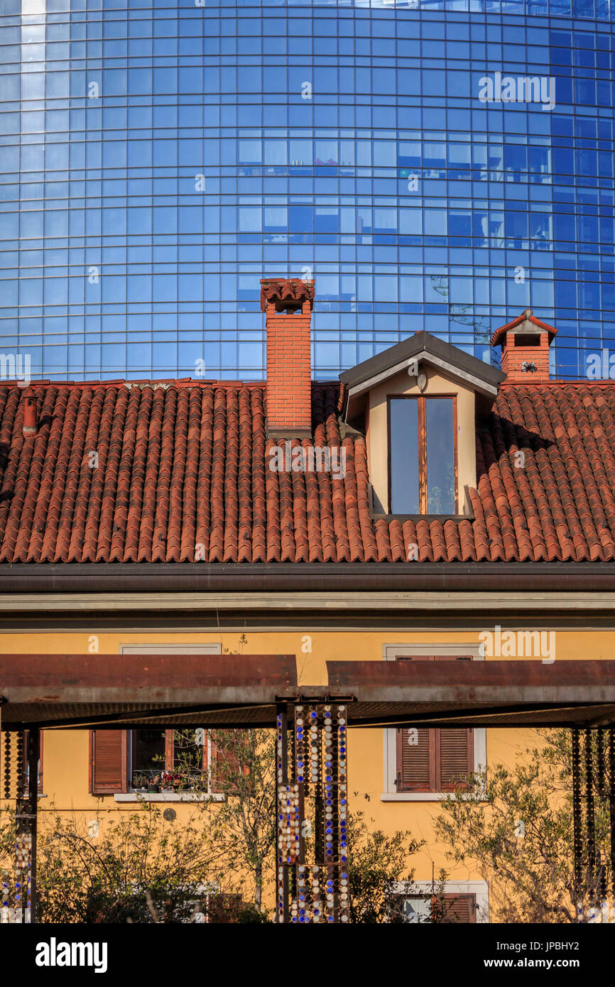 Italy modern architecture details hi-res stock photography and images ...