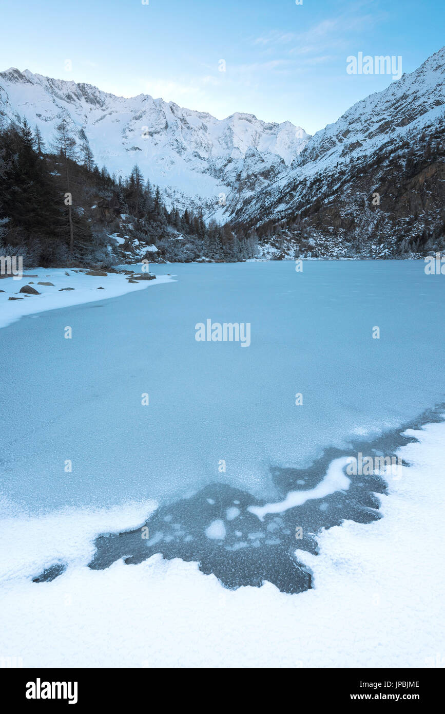 Aviolo lake in Autumn season, Adamello park, Brescia province, Lombardy ...