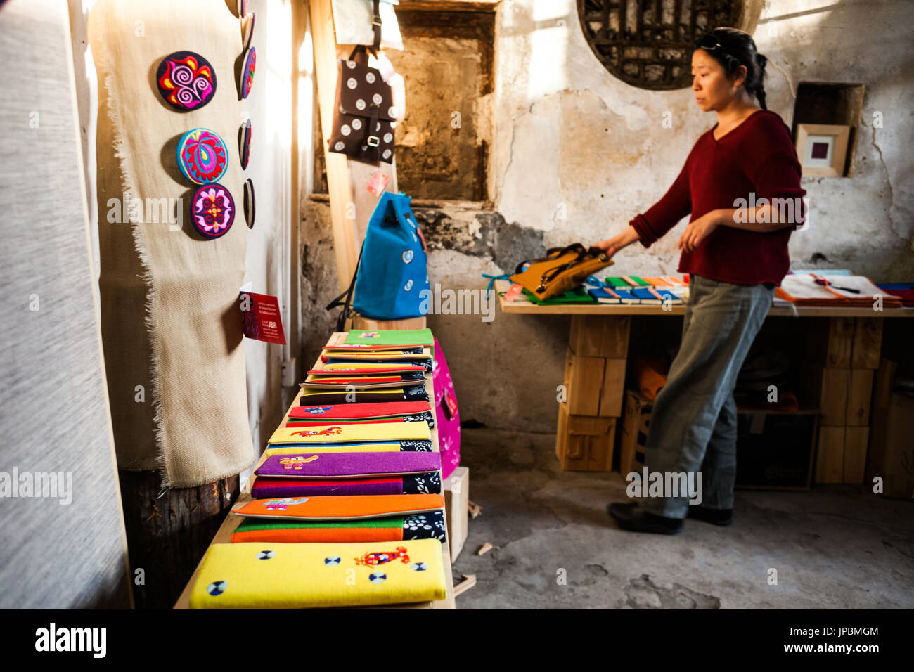 Chinese design and handicraft Stock Photo - Alamy
