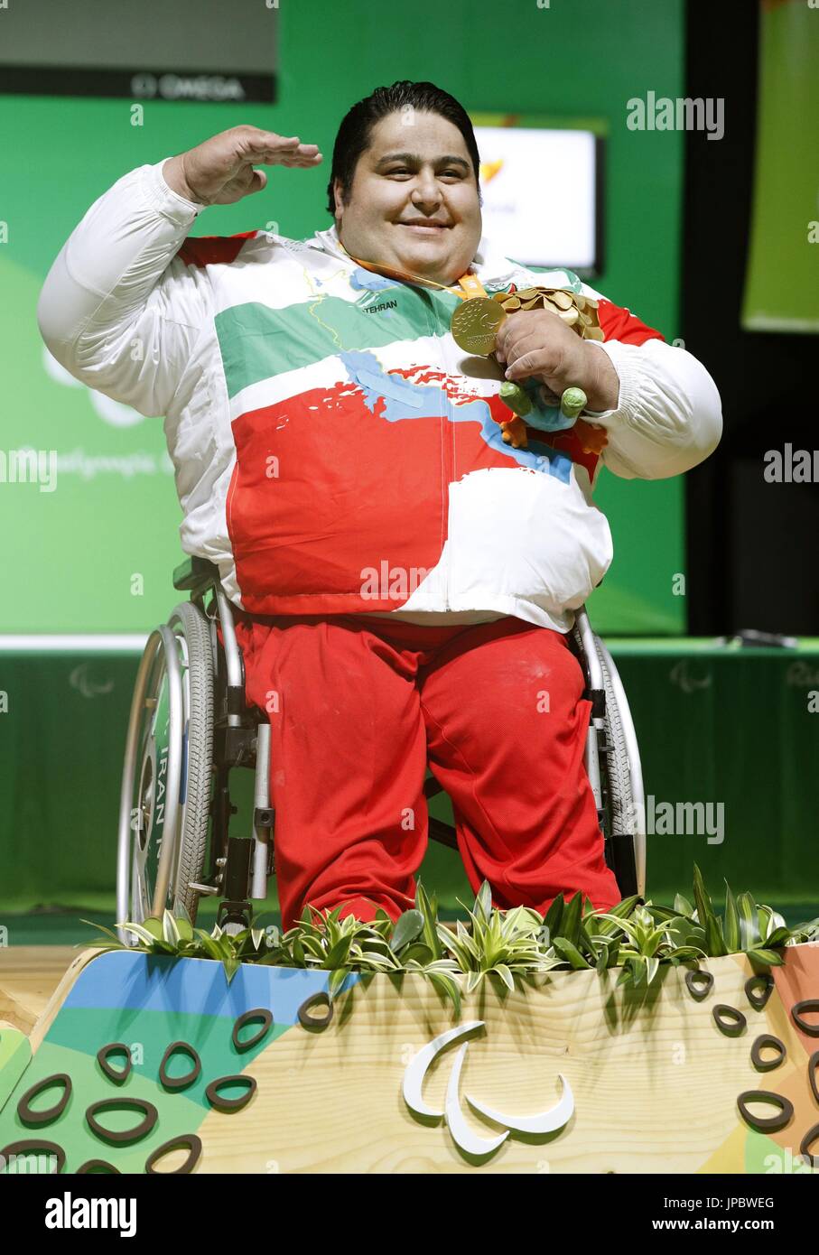 Siamand Rahman of Iran poses for a photo after lifting an astonishing ...