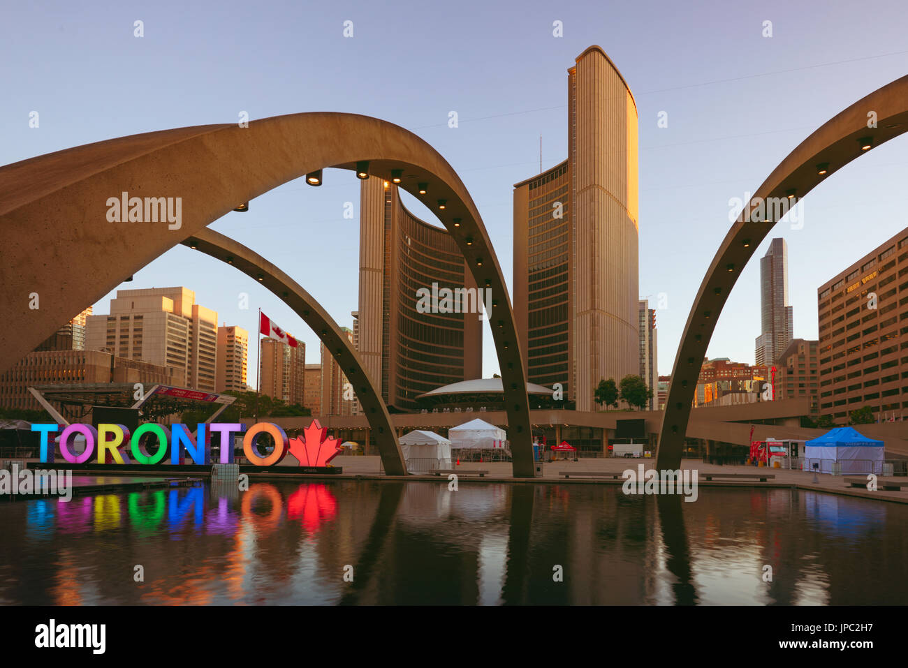 Toronto sign hi-res stock photography and images - Alamy