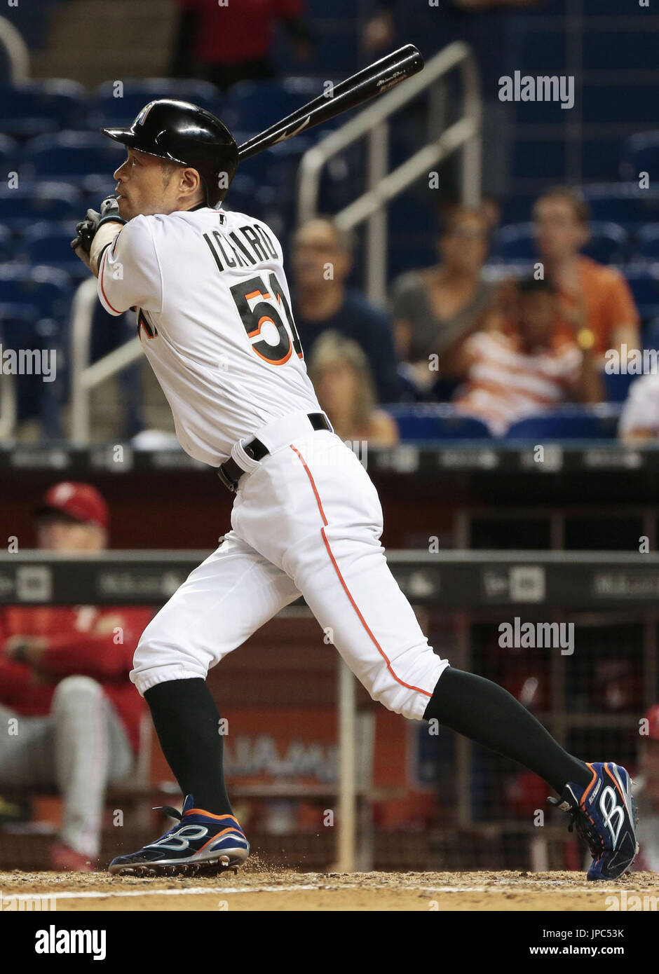 Ichiro Suzuki hits his first career pinch-hit home run with one runner ...