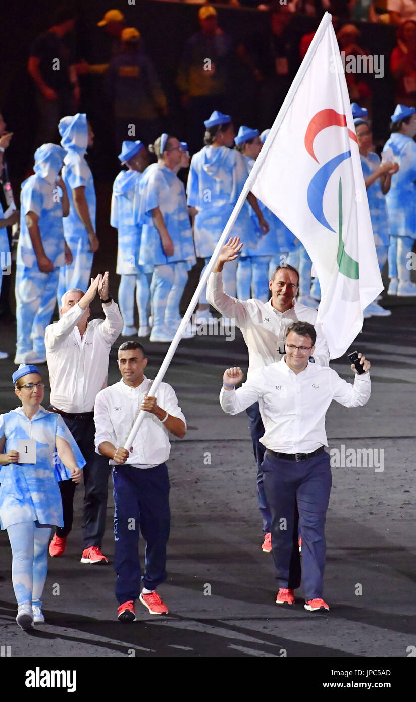 Syrian-born swimmer Ibrahim Al Hussein, the flag-bearer of the refugee ...