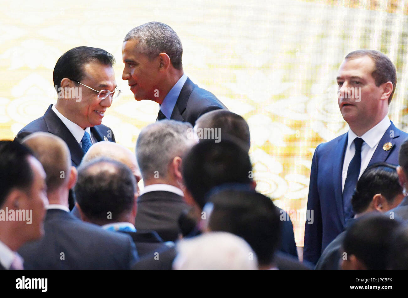 (From L) Chinese Premier Li Keqiang, U.S. President Barack Obama and ...