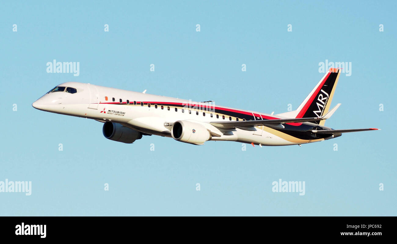 The Mitsubishi Regional Jet flies over the U.S. state of Washington on ...