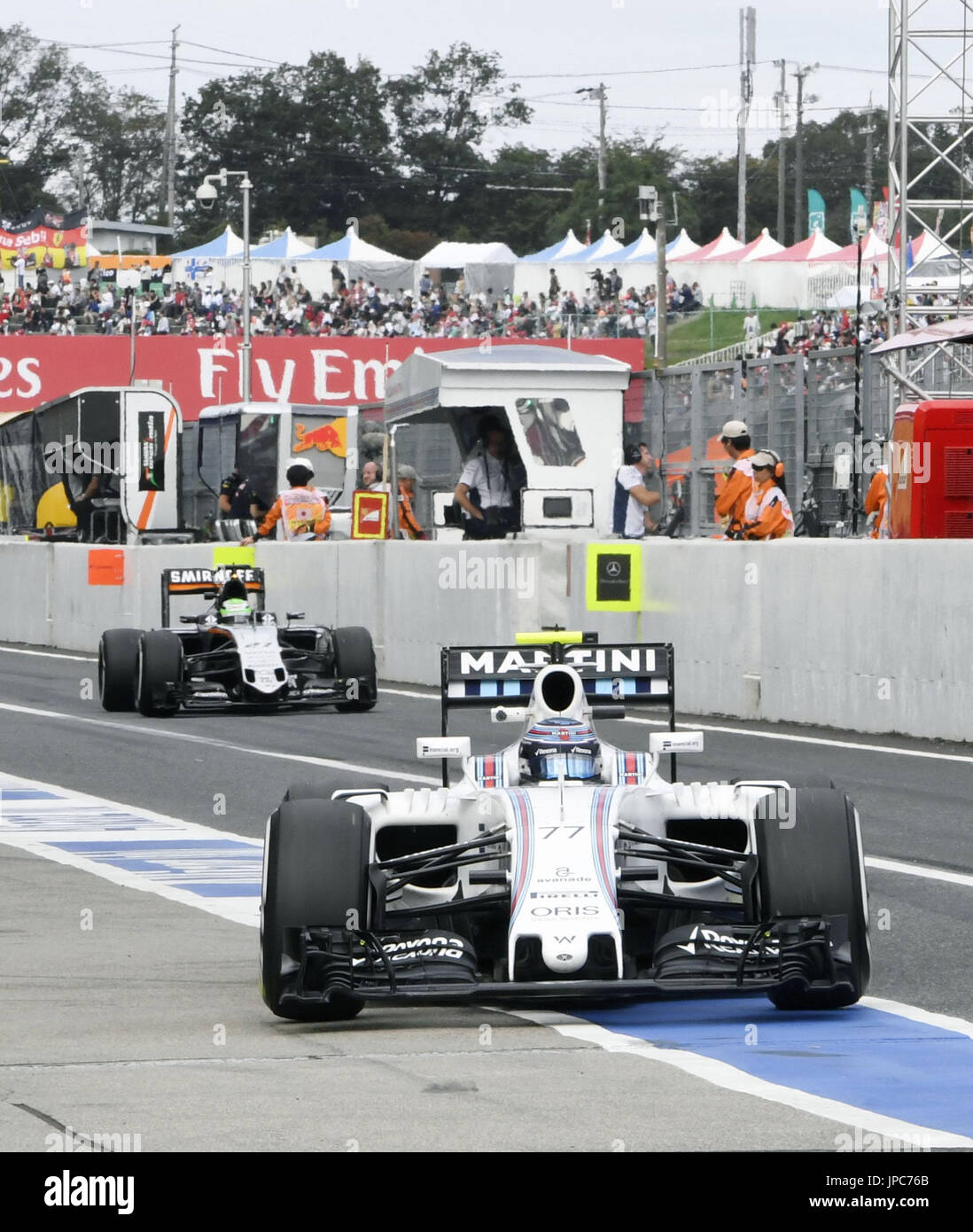 The Japanese Formula One Grand Prix starts at the Suzuka Circuit in the ...