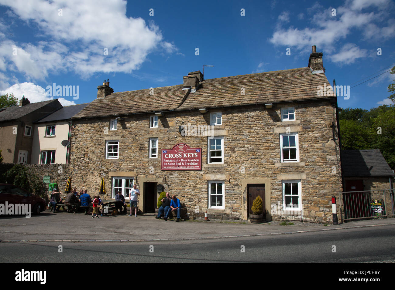The cross keys public house hi-res stock photography and images - Alamy