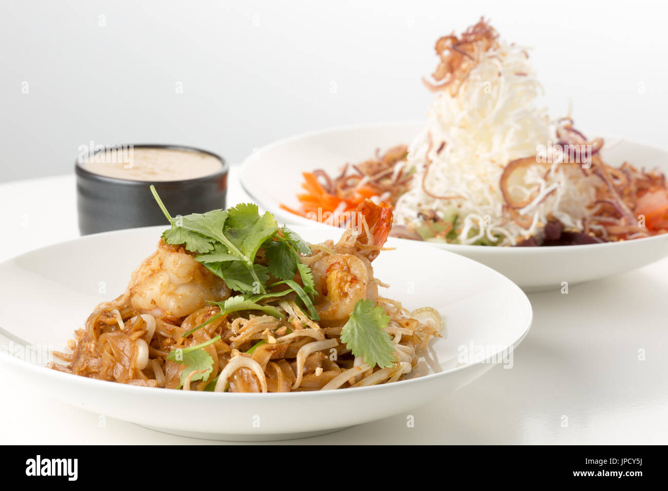 Served food dishes hi-res stock photography and images - Alamy