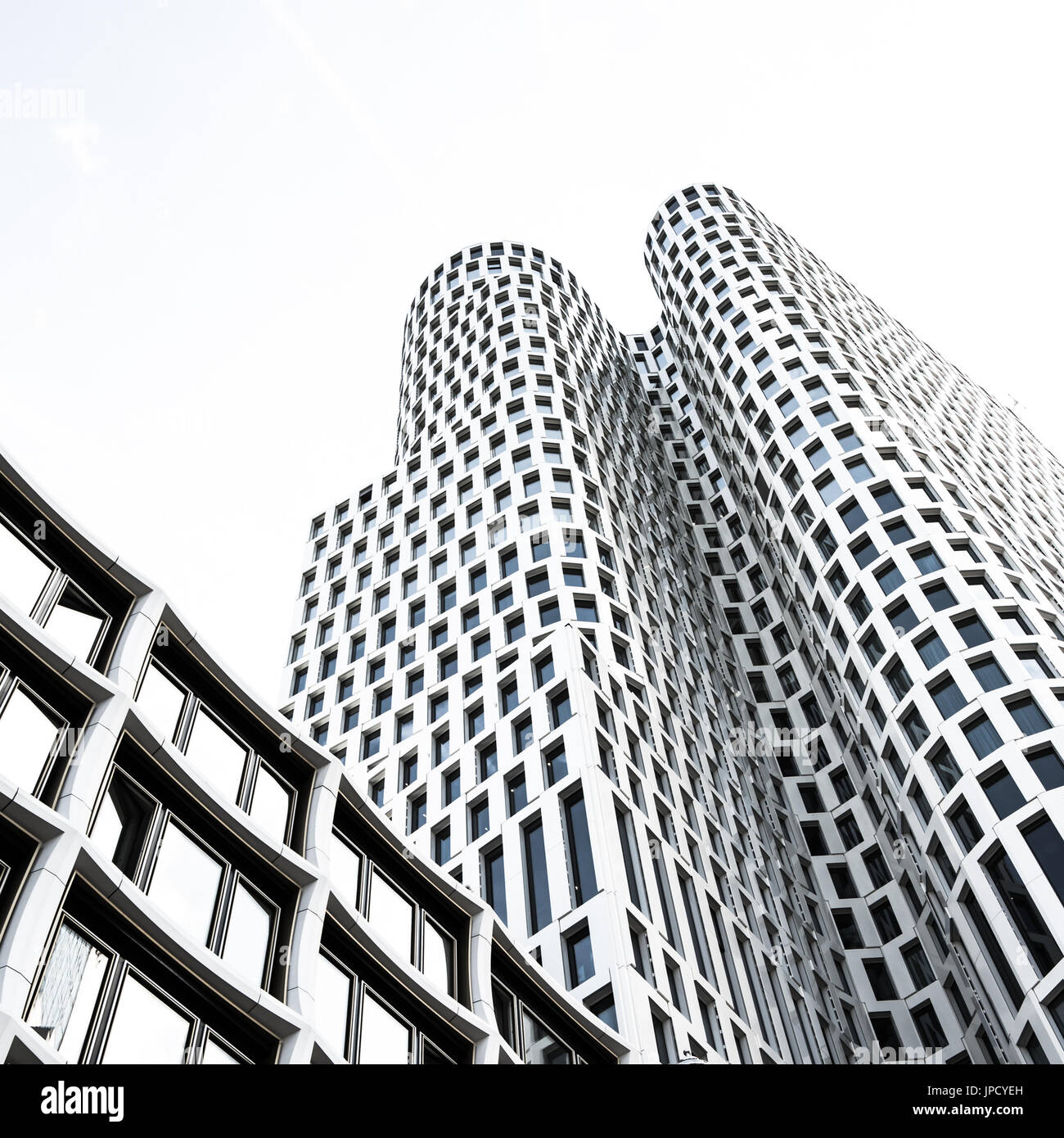 Modern building exterior hi-res stock photography and images - Alamy