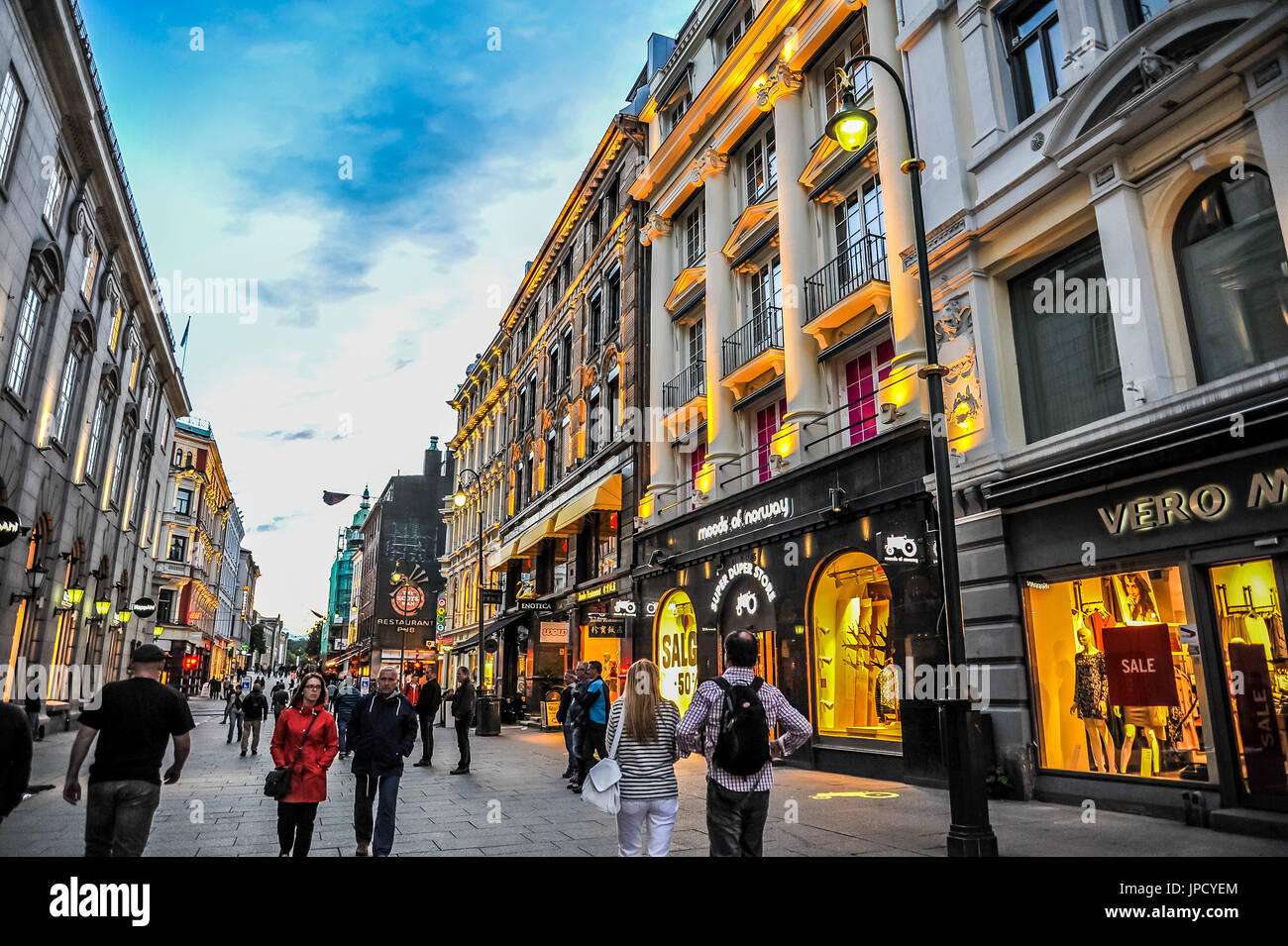 Evening in karl johan street hi-res stock photography and images - Alamy