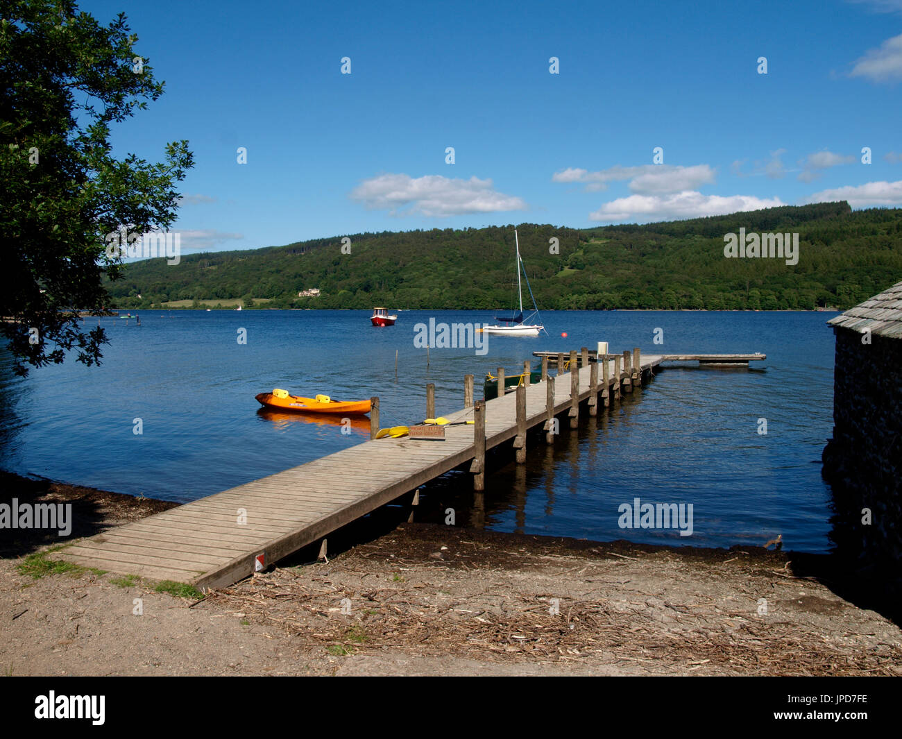 Coniston jetty hi-res stock photography and images - Alamy