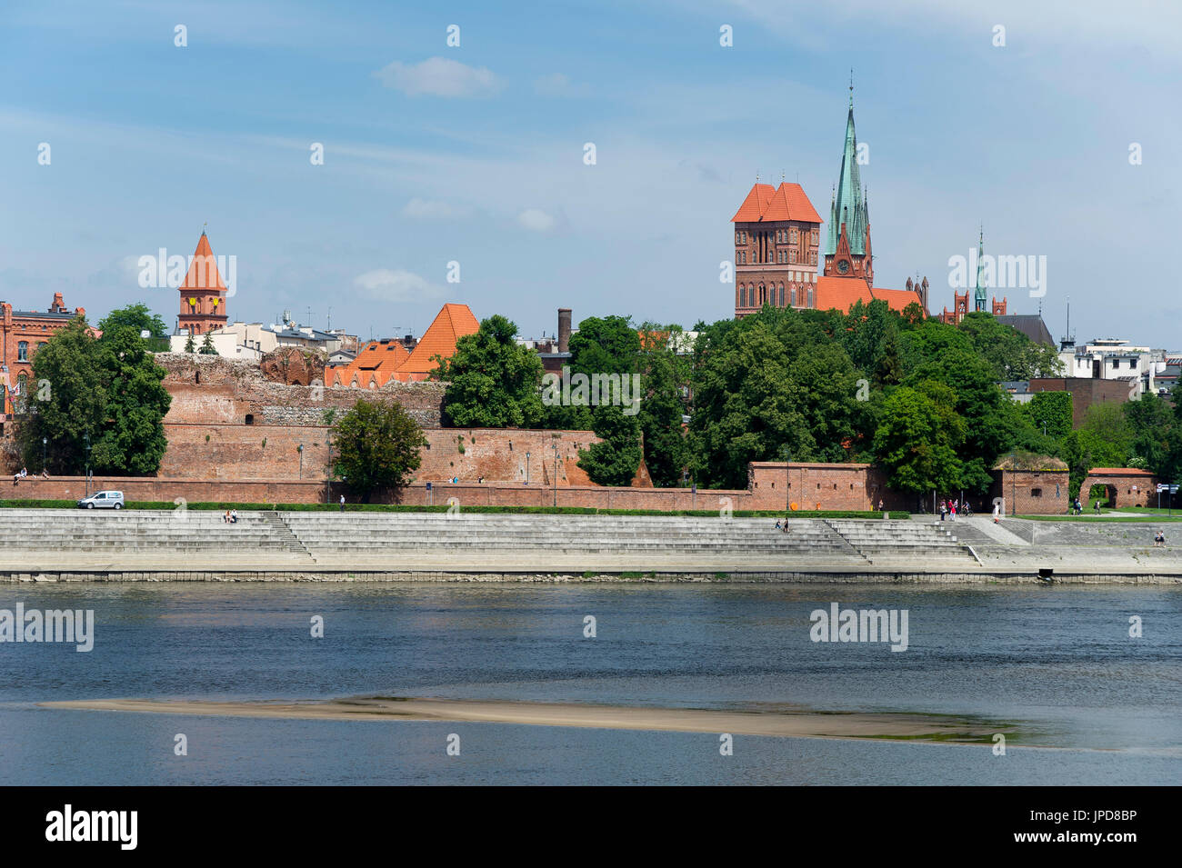 Vistula river, ruins of the Teutonic Order castle and gothic St. James ...