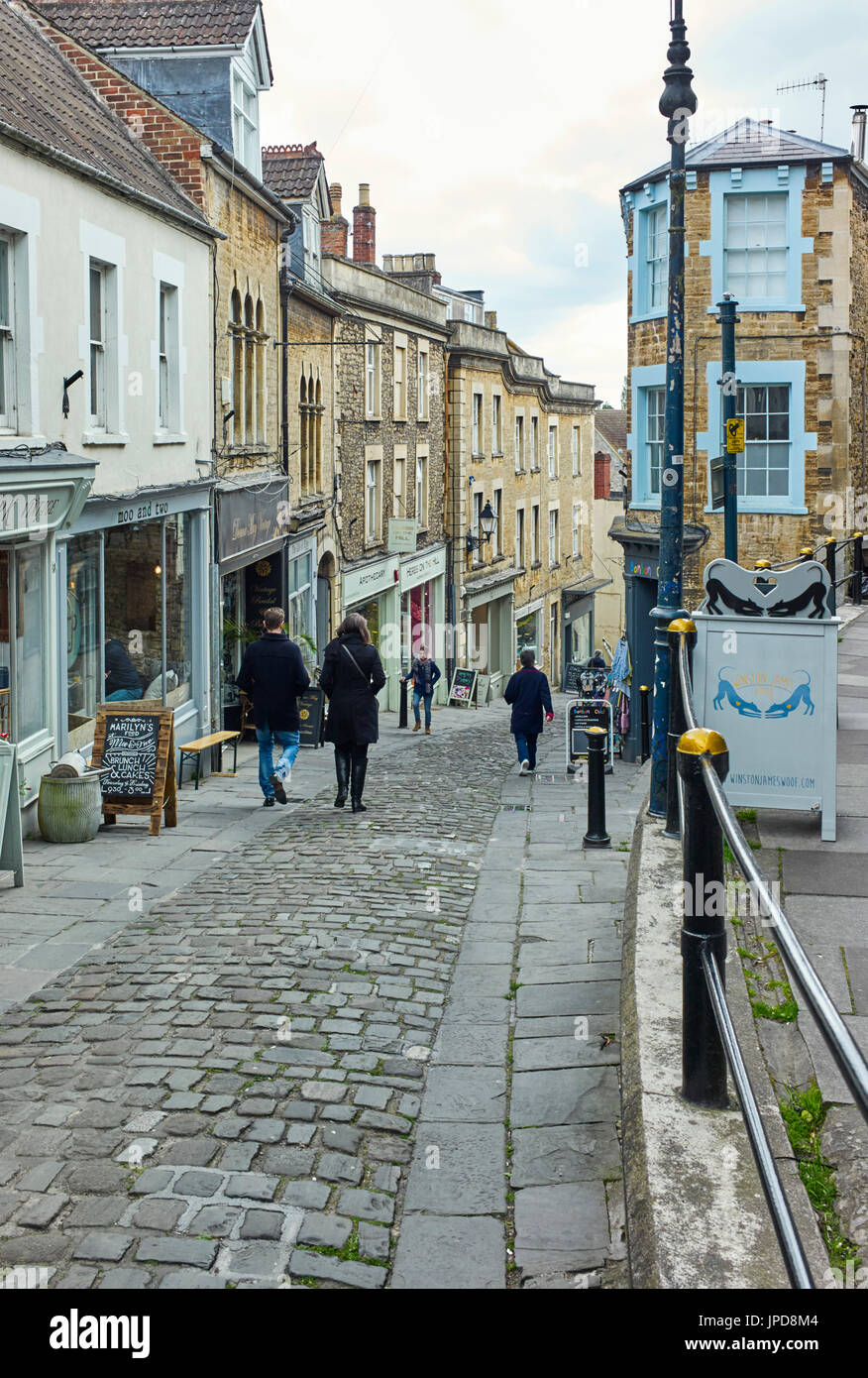 Shopping in somerset hi-res stock photography and images - Alamy