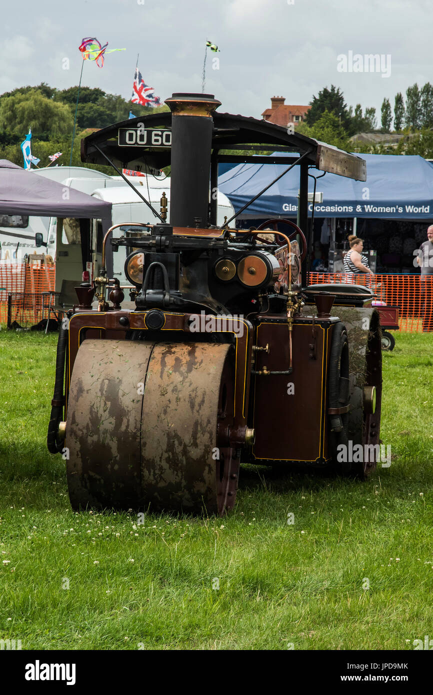 Steam roller engine hi-res stock photography and images - Alamy