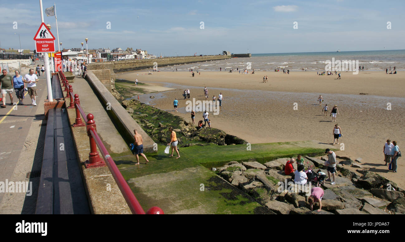 Bridlington Beach High Resolution Stock Photography and Images - Alamy