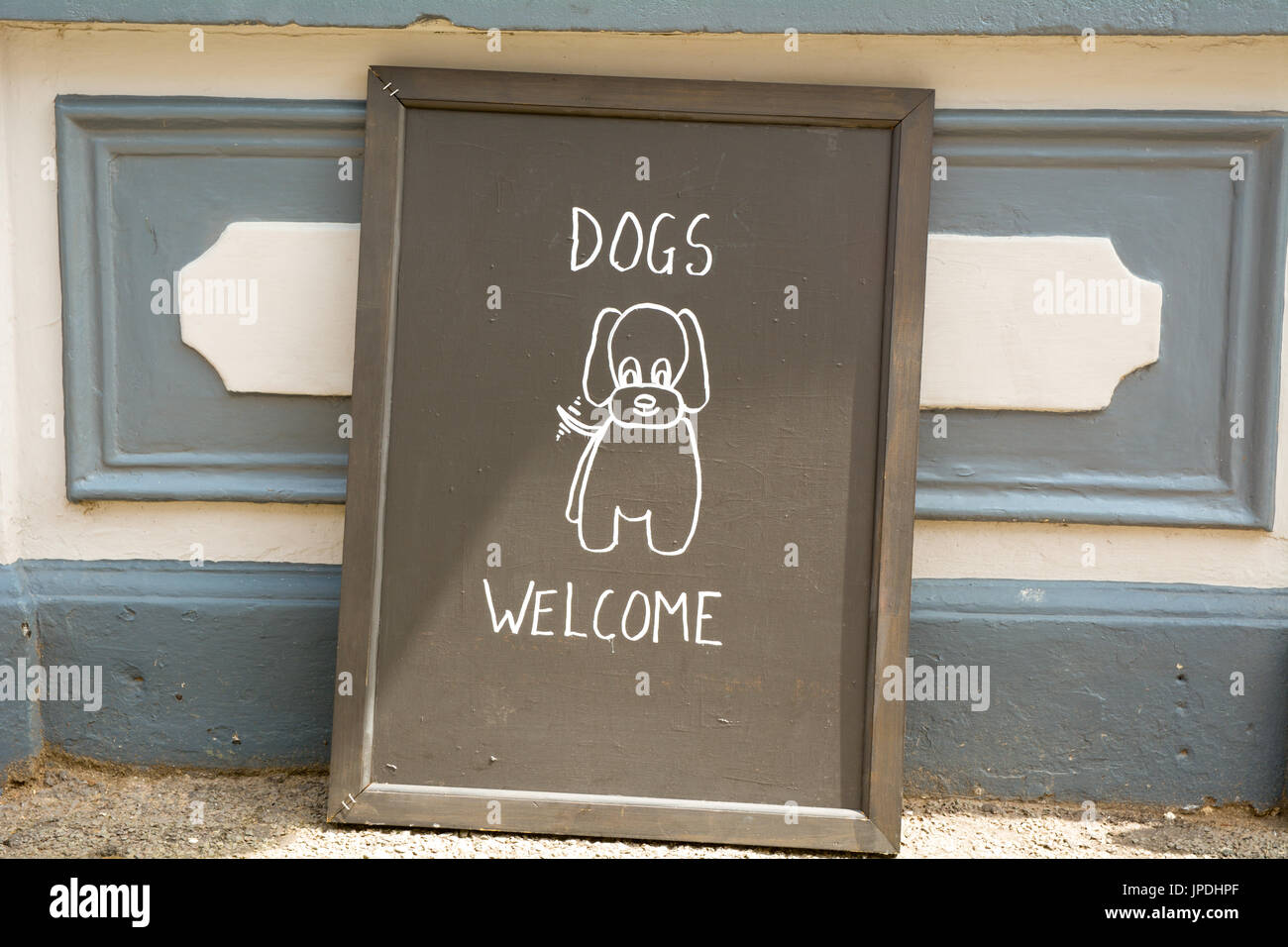 Welcome cafe sign hi-res stock photography and images - Alamy