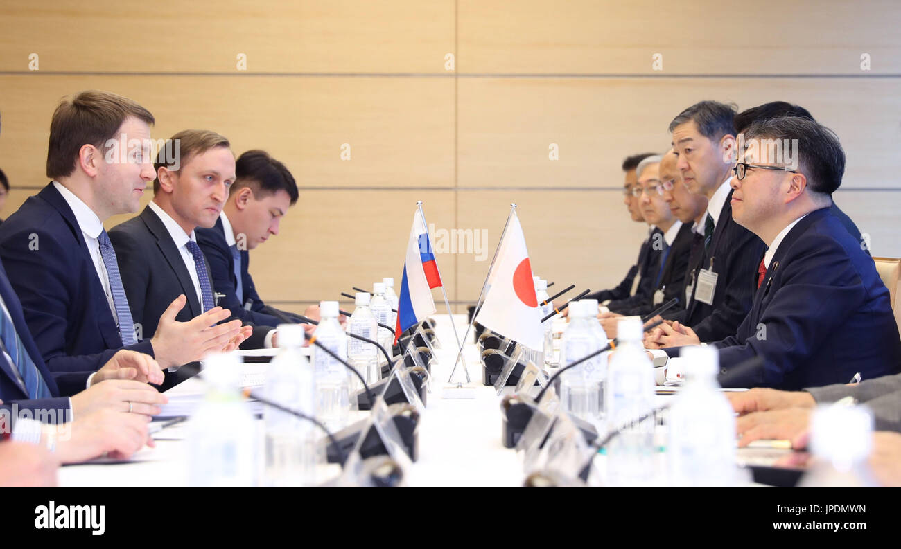 Russian Economic Development Minister Maxim Oreshkin (L) and Japanese ...