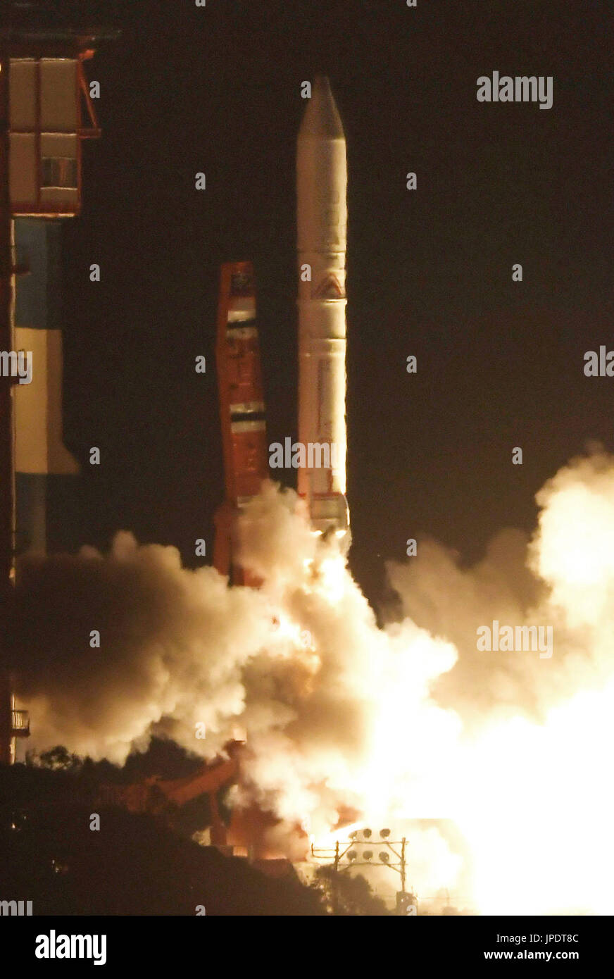 Japan's upgraded solid fuel Epsilon rocket lifts off from the Uchinoura ...