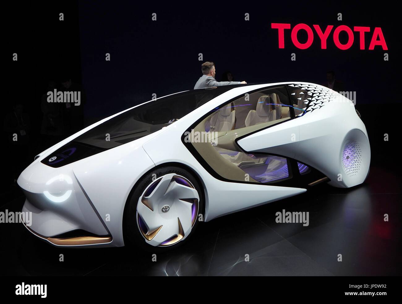 Toyota Motor Corp. reveals its AI-programmed prototype car, Concept-i ...