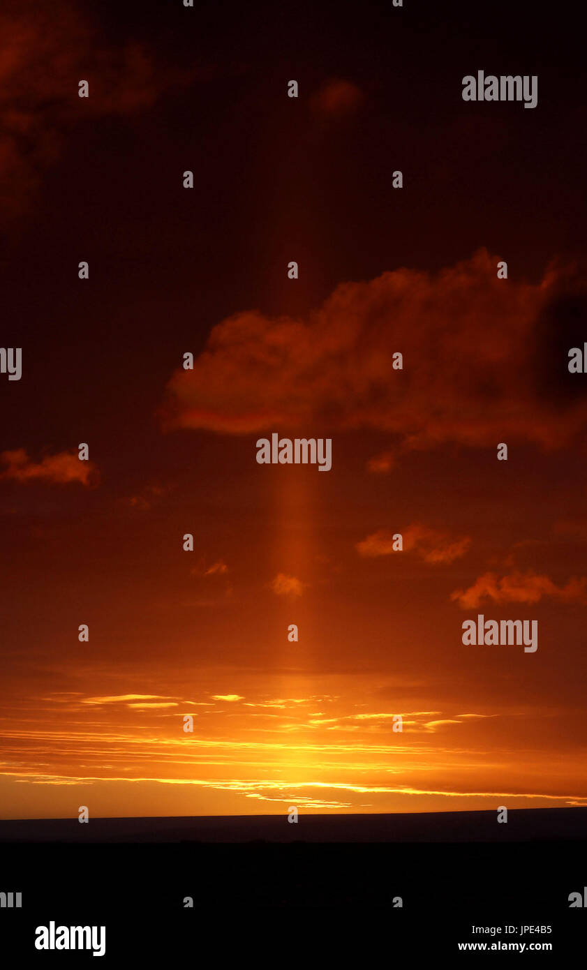 A phenomenon known as "sun pillar" is observed in the sky just after ...