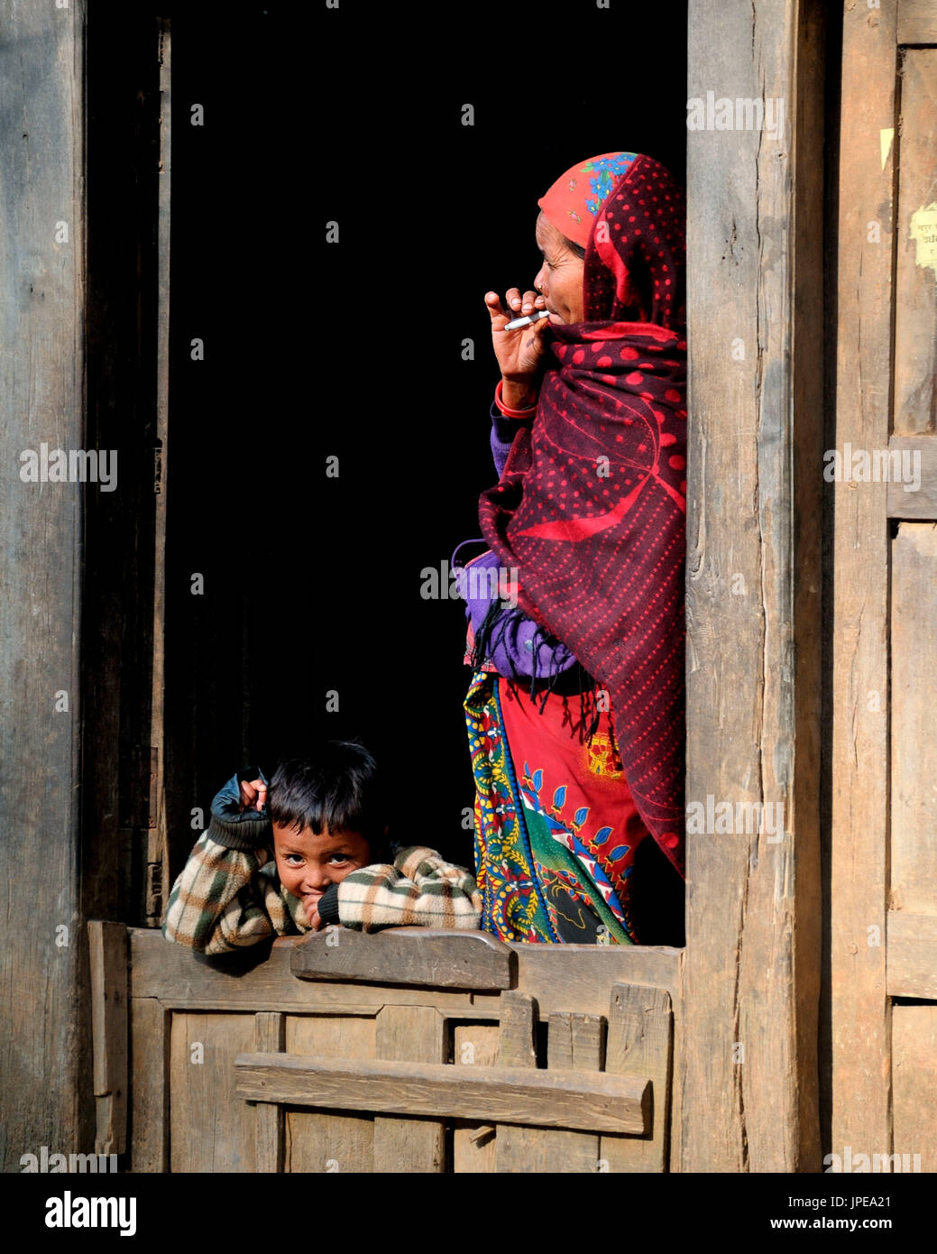 Child smoking hi-res stock photography and images - Alamy