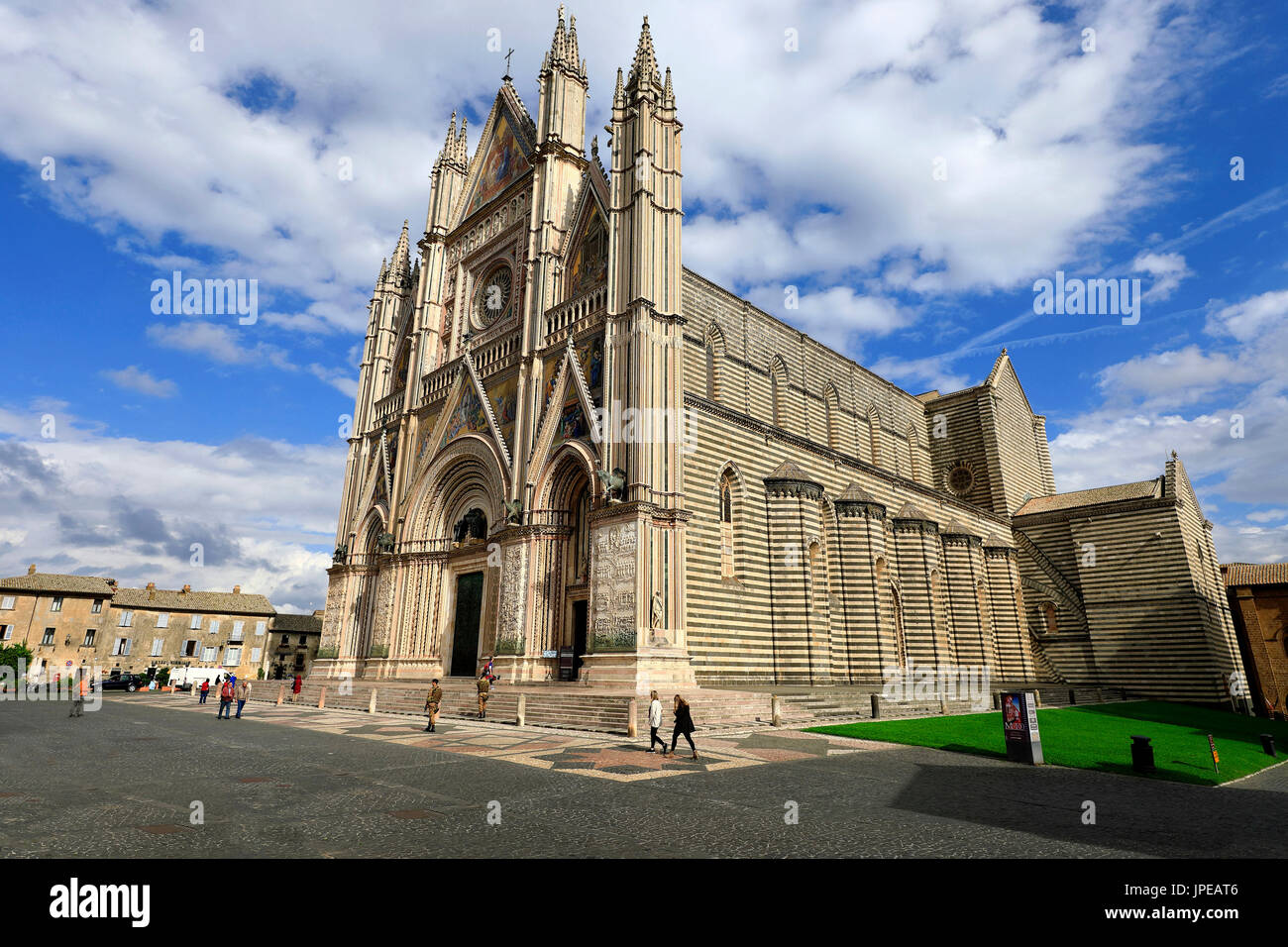 Orvieto cathedral hi-res stock photography and images - Alamy