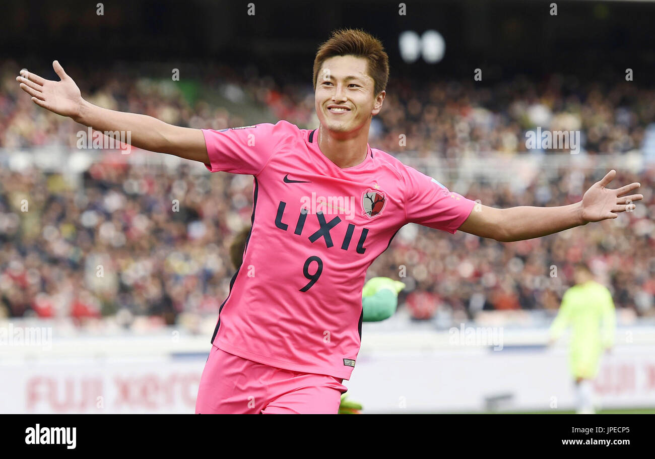 Yuma Suzuki of Kashima Antlers celebrates after scoring his side's ...