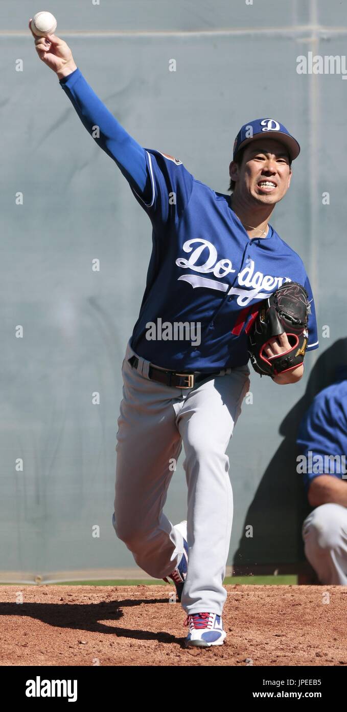 Los Angeles Dodgers pitcher Kenta Maeda throws in the bullpen at the ...