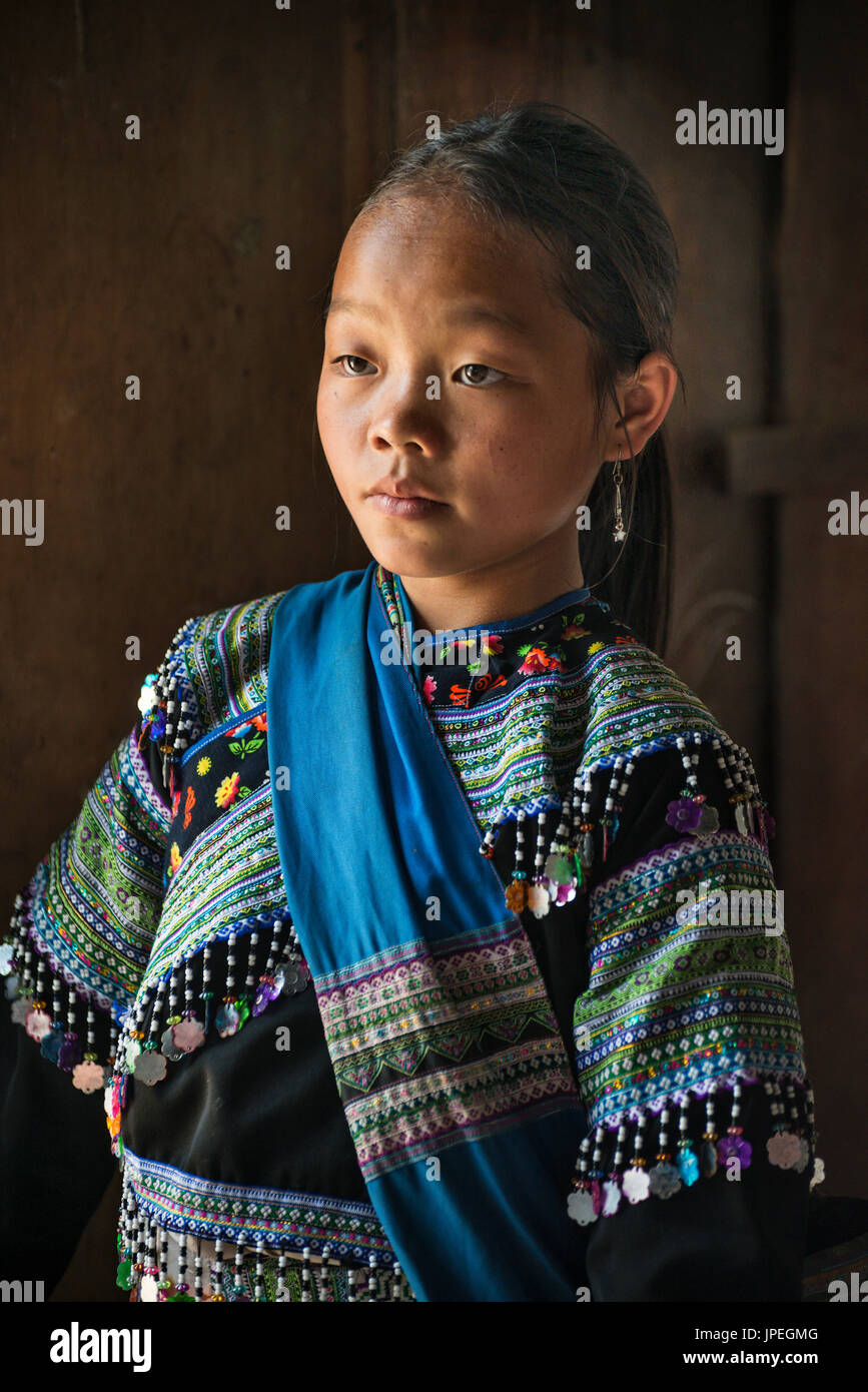 Portrait of black hmong girl hi-res stock photography and images - Alamy
