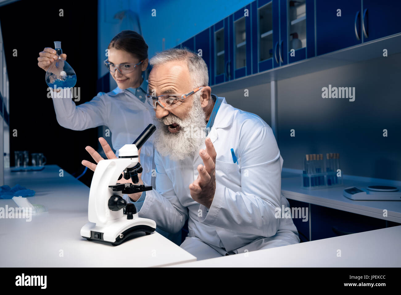 Senior woman scientist using hi-res stock photography and images - Alamy